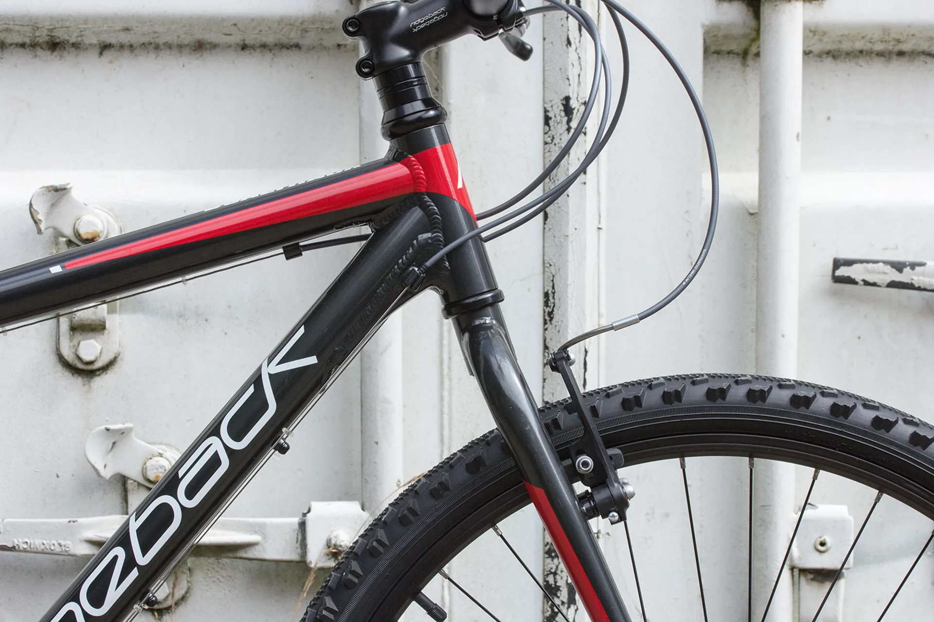 2018 Ridgeback MX2 Mountain Bike