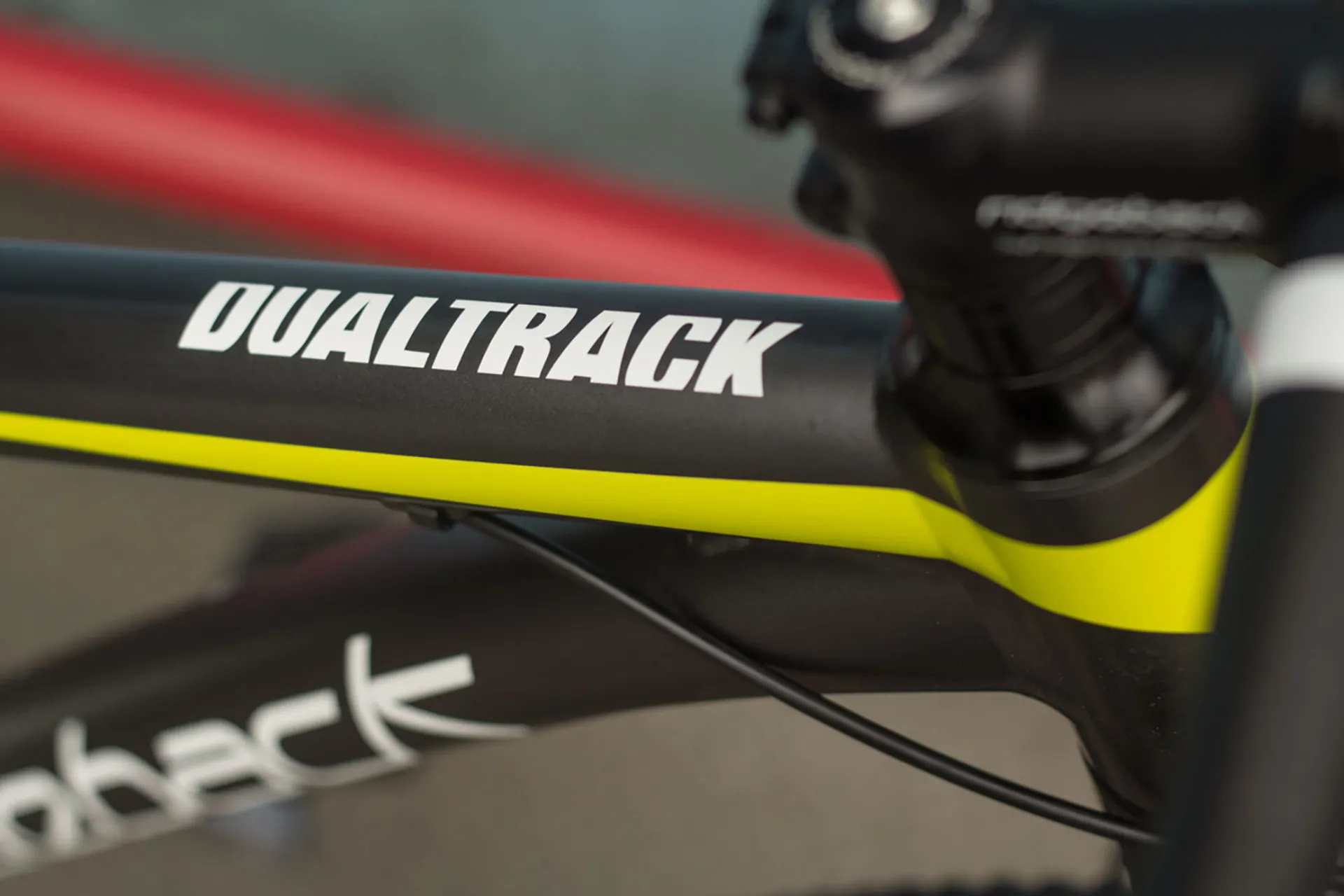 2018 Ridgeback X2 Dual Track Mountain Bike