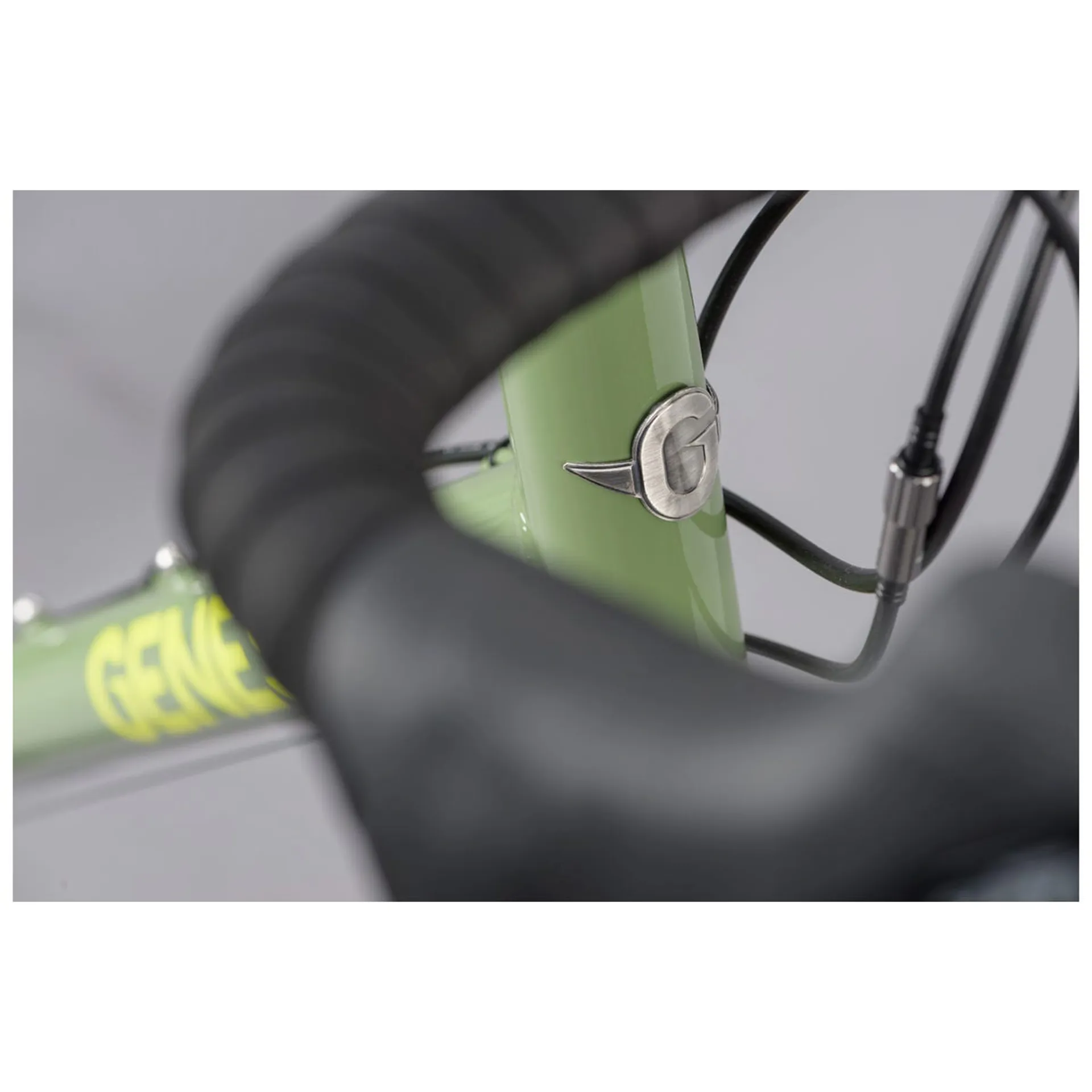 Genesis CDA 20 Adventure Road Bike