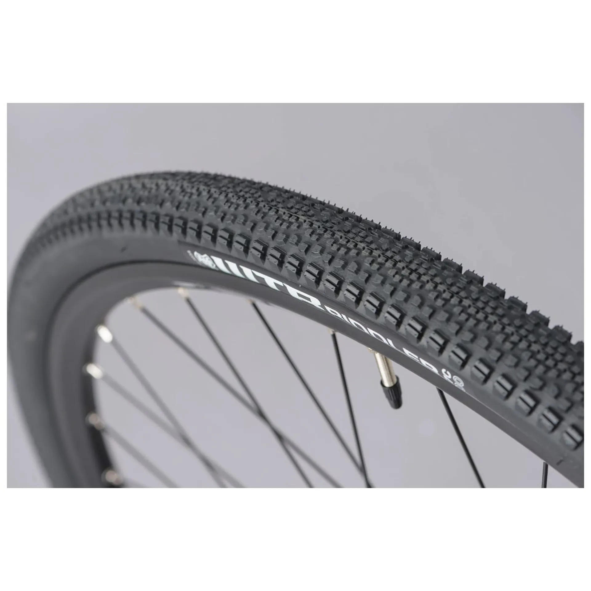 2021 Genesis CDA 30 Adventure Road Bike